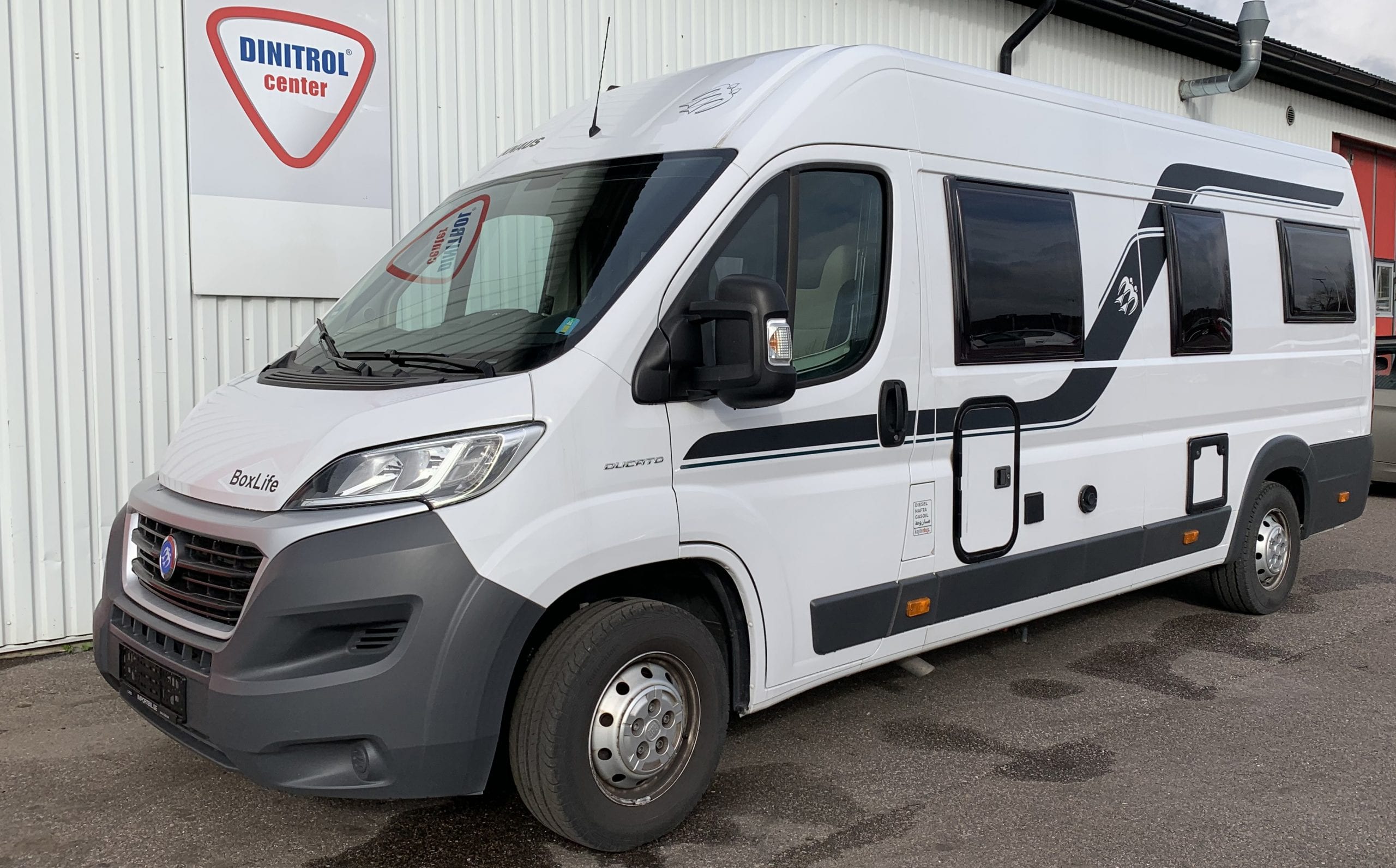 Knaus Boxlife 630 ME en mycket lättkörd husbil - - Importbil.se